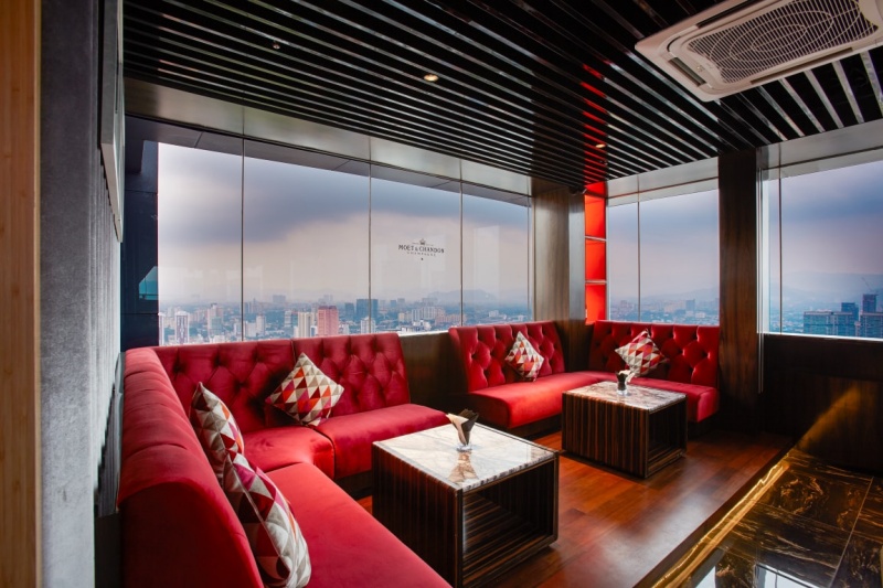 DEEPBLUE - Western, THE FACE Suites, | TABLEAPP