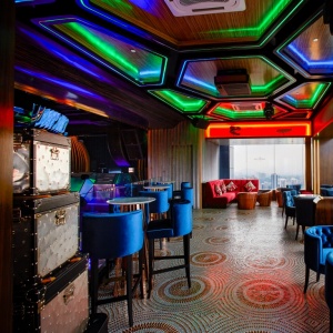 DEEPBLUE - Western, THE FACE Suites, | TABLEAPP